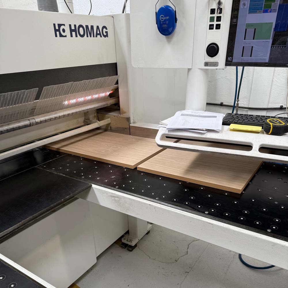 Oak Veneered MDF - Order Online Today!